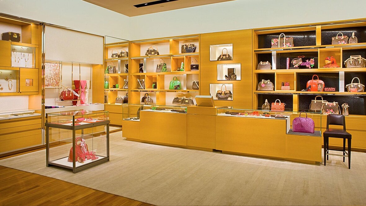Louis Vuitton Boca Raton Saks Store in Boca Raton, United States ...