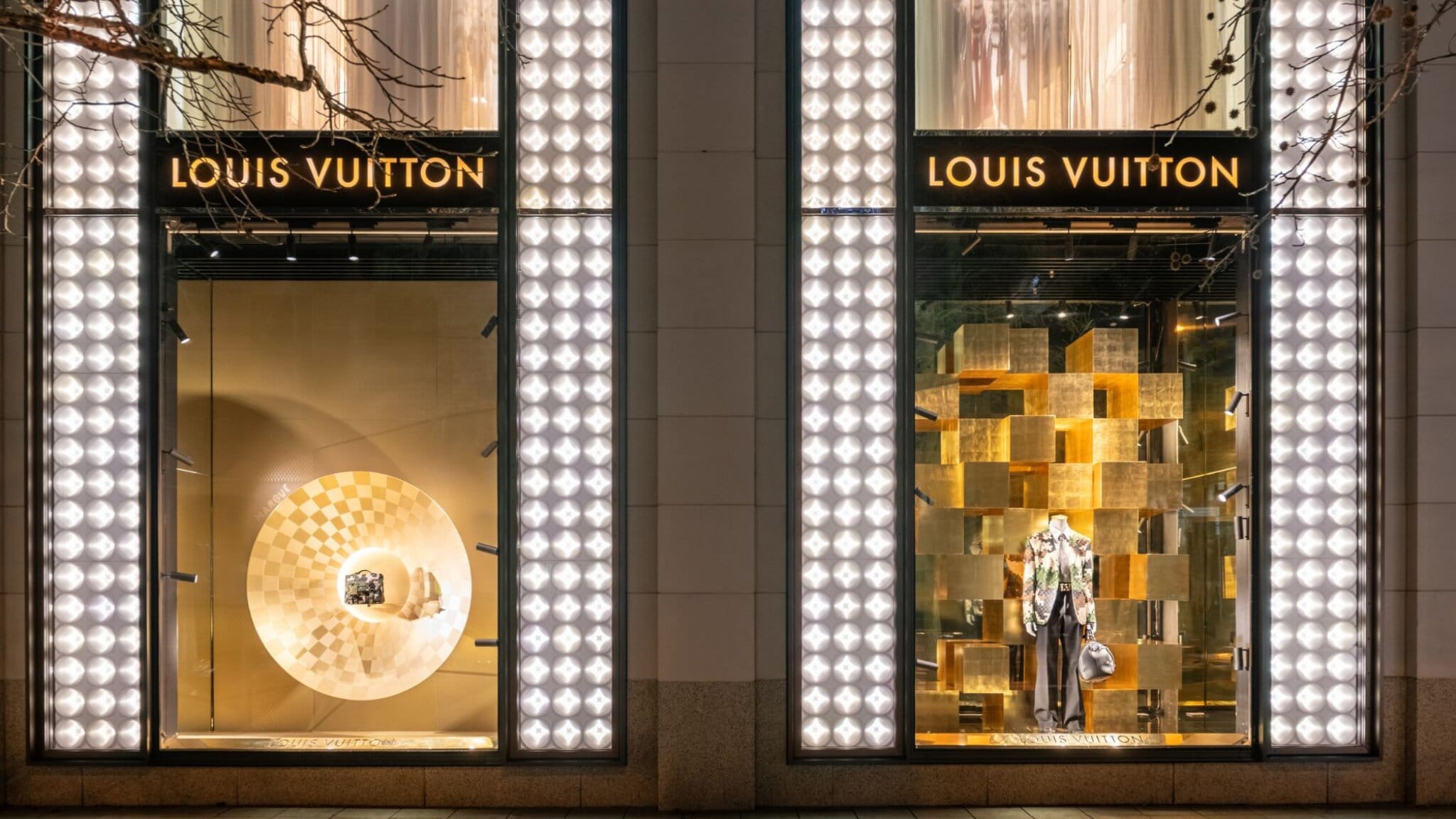 Louis Vuitton Frankfurt Store in Frankfurt, Germany | LOUIS VUITTON