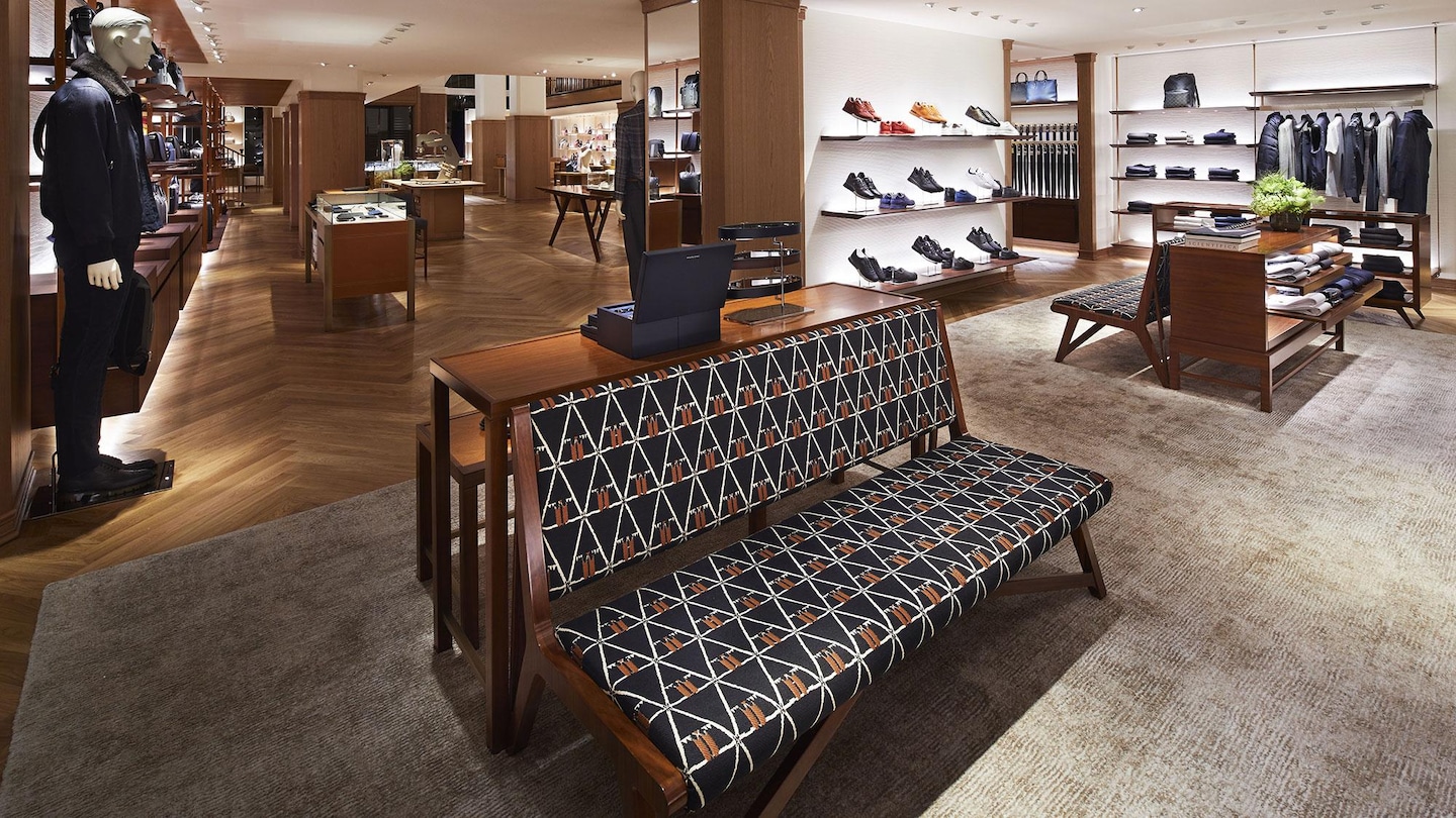 Louis Vuitton Zurich Store in Zurich, Switzerland | LOUIS VUITTON