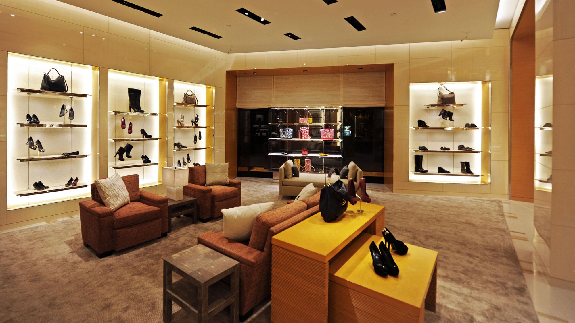 Louis Vuitton San Diego Fashion Valley Store in San Diego, United ...