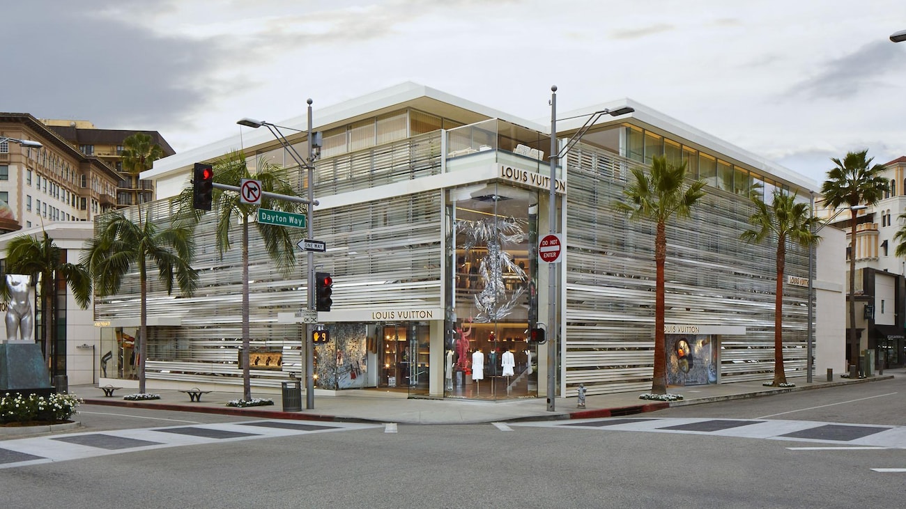 Louis Vuitton Beverly Hills Rodeo Drive Men's Store in Beverly Hills ...