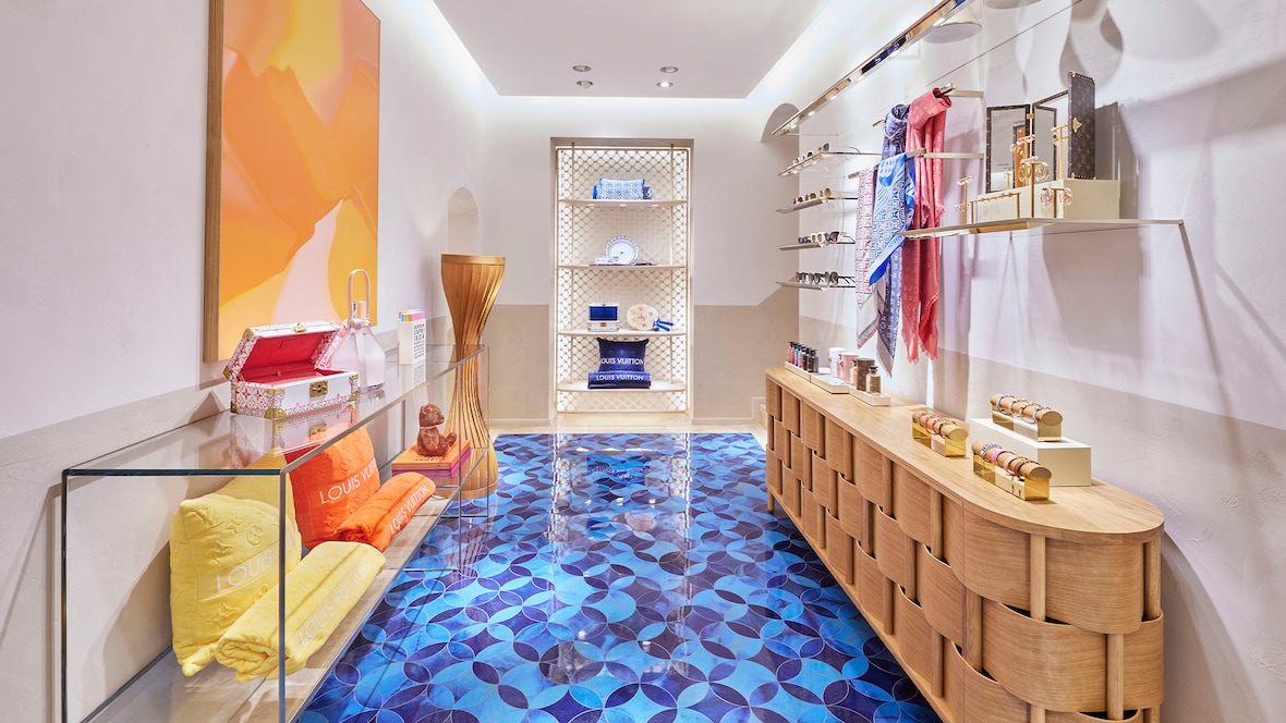 Louis Vuitton Portofino Women Store in Portofino, Italy | LOUIS VUITTON