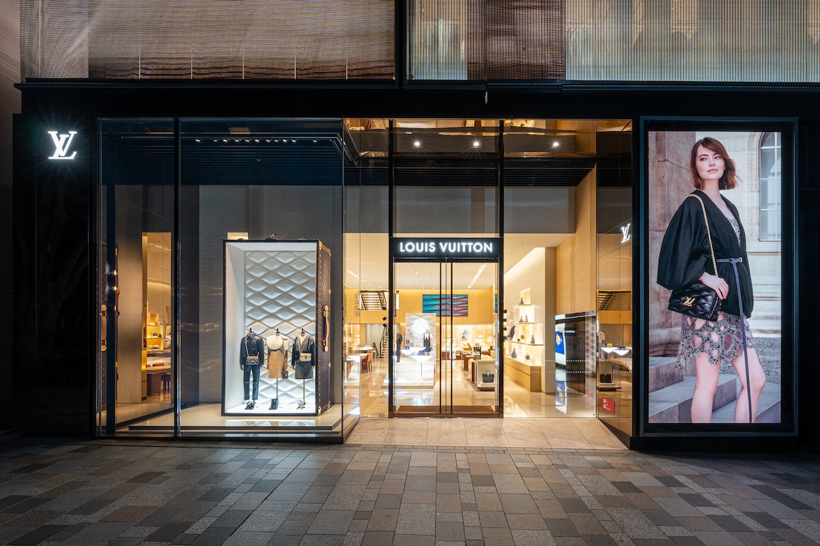 Louis Vuitton Tokyo Omotesando Store in Shibuya-ku, Japan | LOUIS VUITTON