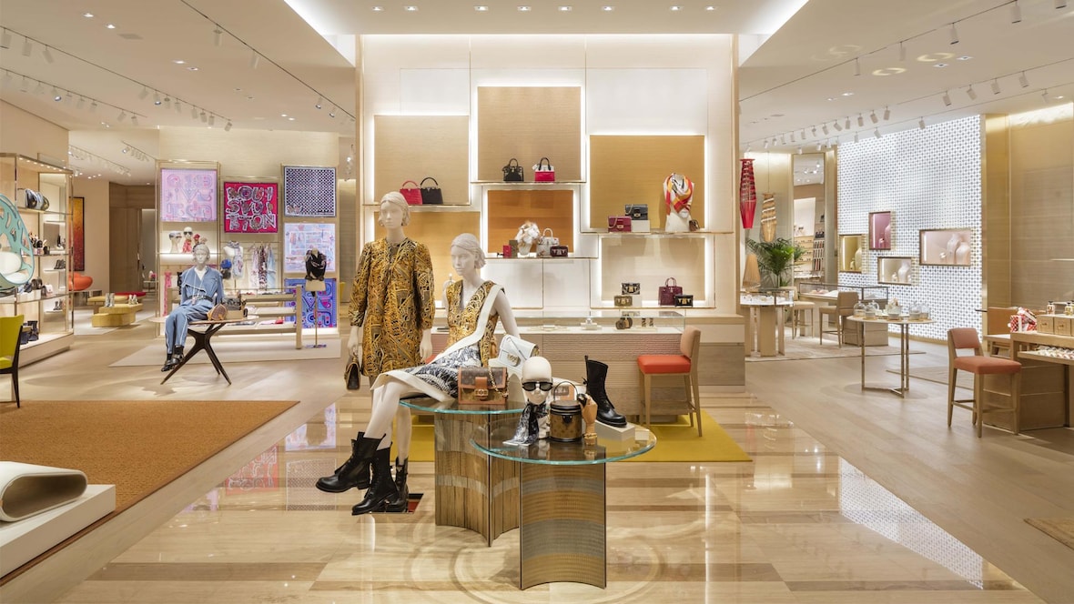 Louis Vuitton LV Bellagio Men's Store in Las Vegas, United States ...