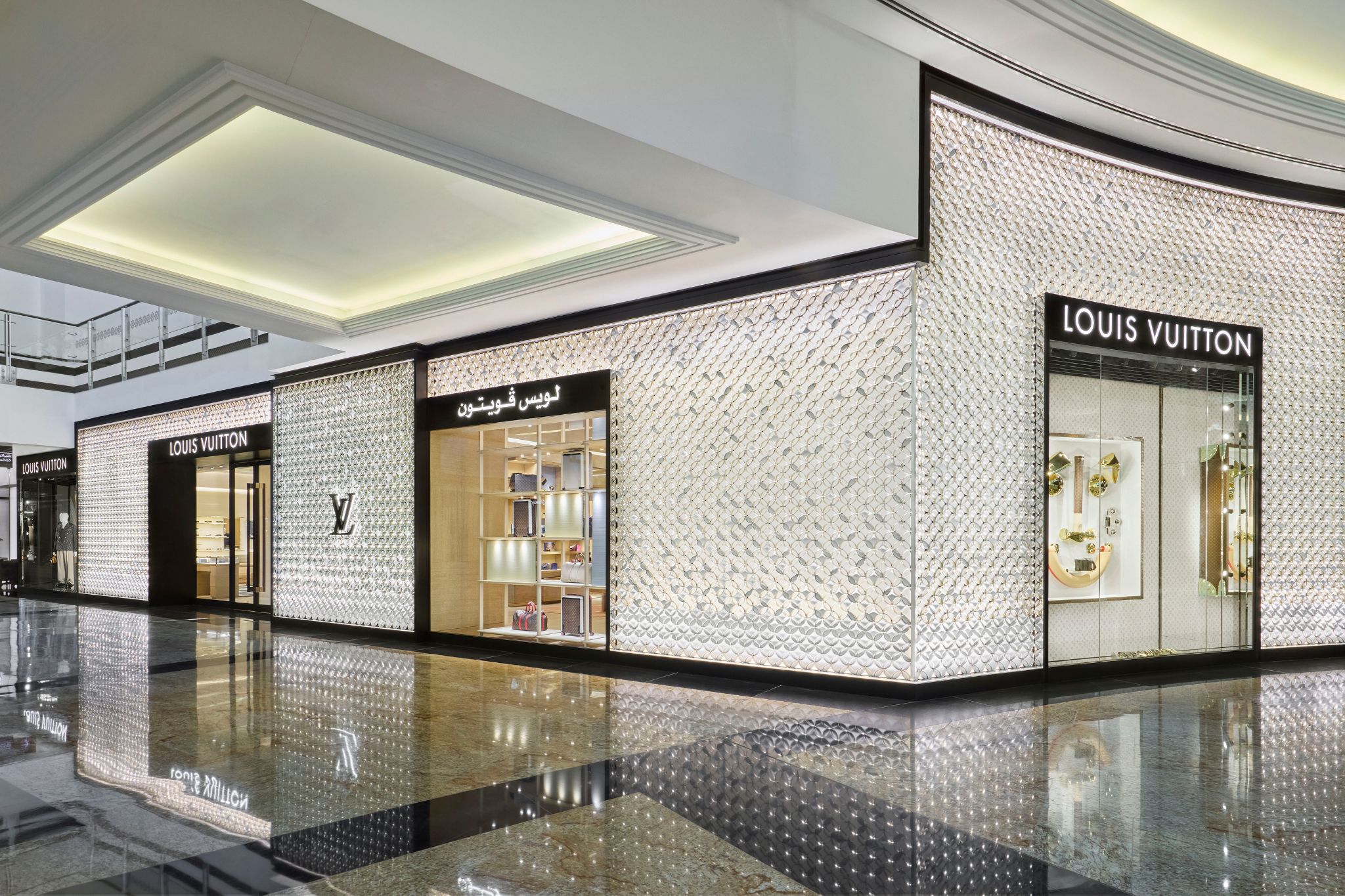 Louis Vuitton Mall Of The Emirates Store in Dubai, United Arab Emirates ...