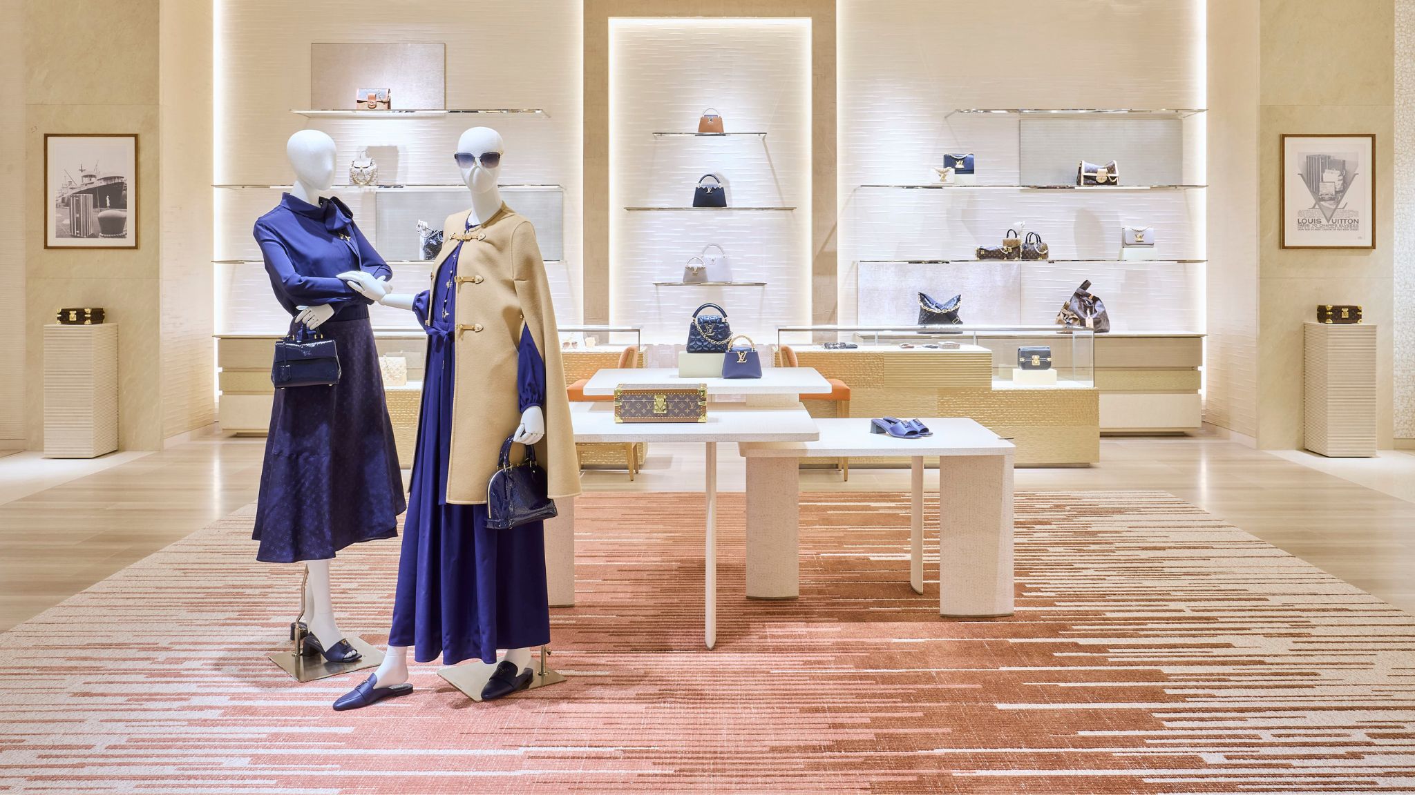 Louis Vuitton Solitaire Mall Store in Riyadh, Saudi Arabia | LOUIS VUITTON