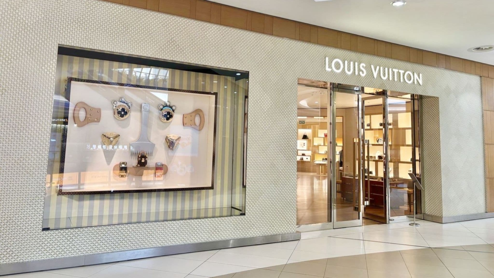 Louis Vuitton Johannesburg Store in Johannesburg, South Africa | LOUIS ...