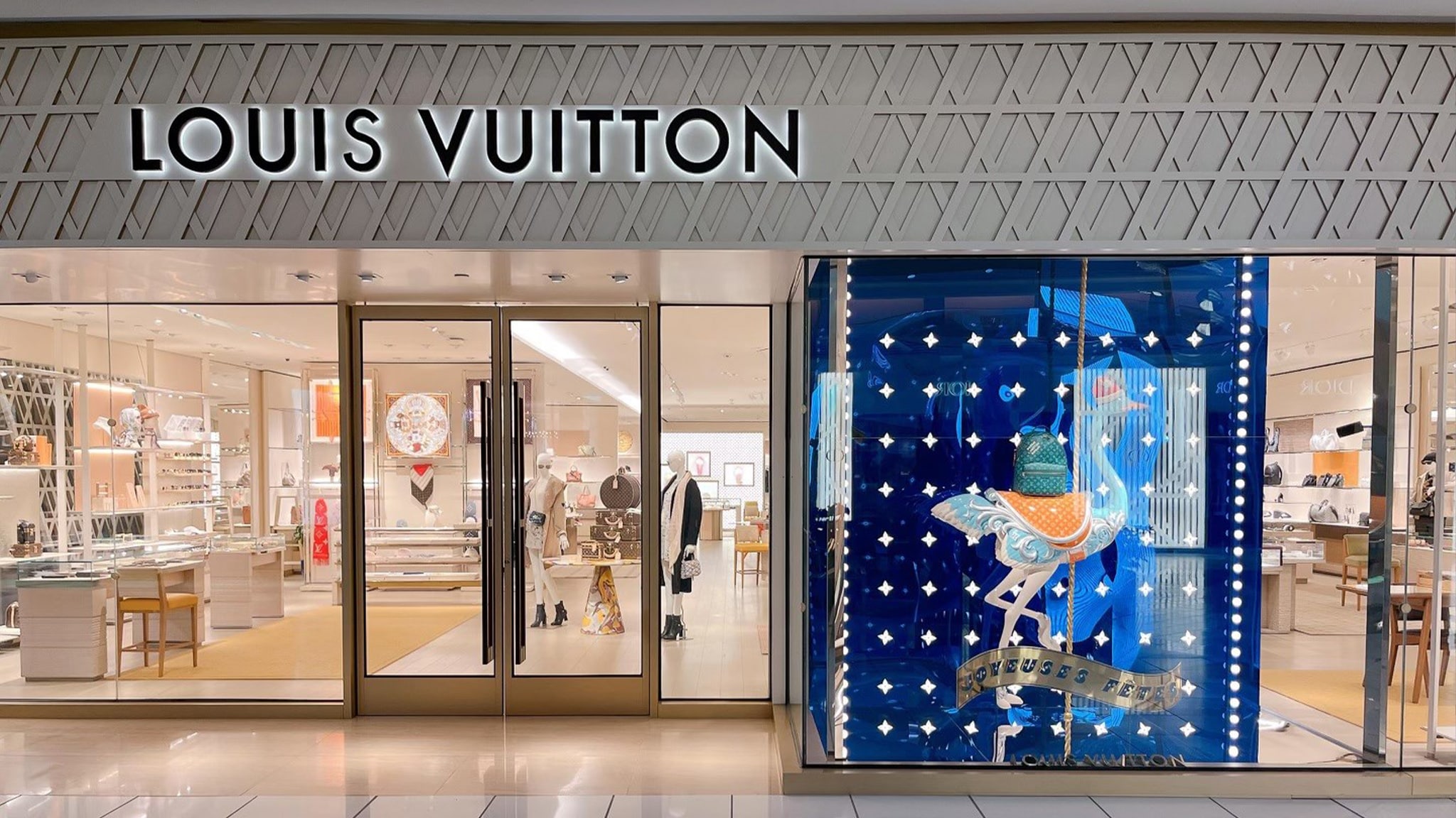Louis Vuitton Troy Somerset Mall Store in Troy, United States | LOUIS ...